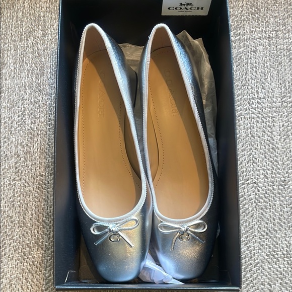 Coach | Shoes | Coach Silver Leather Ballet Style Heels With Bow Detail ...